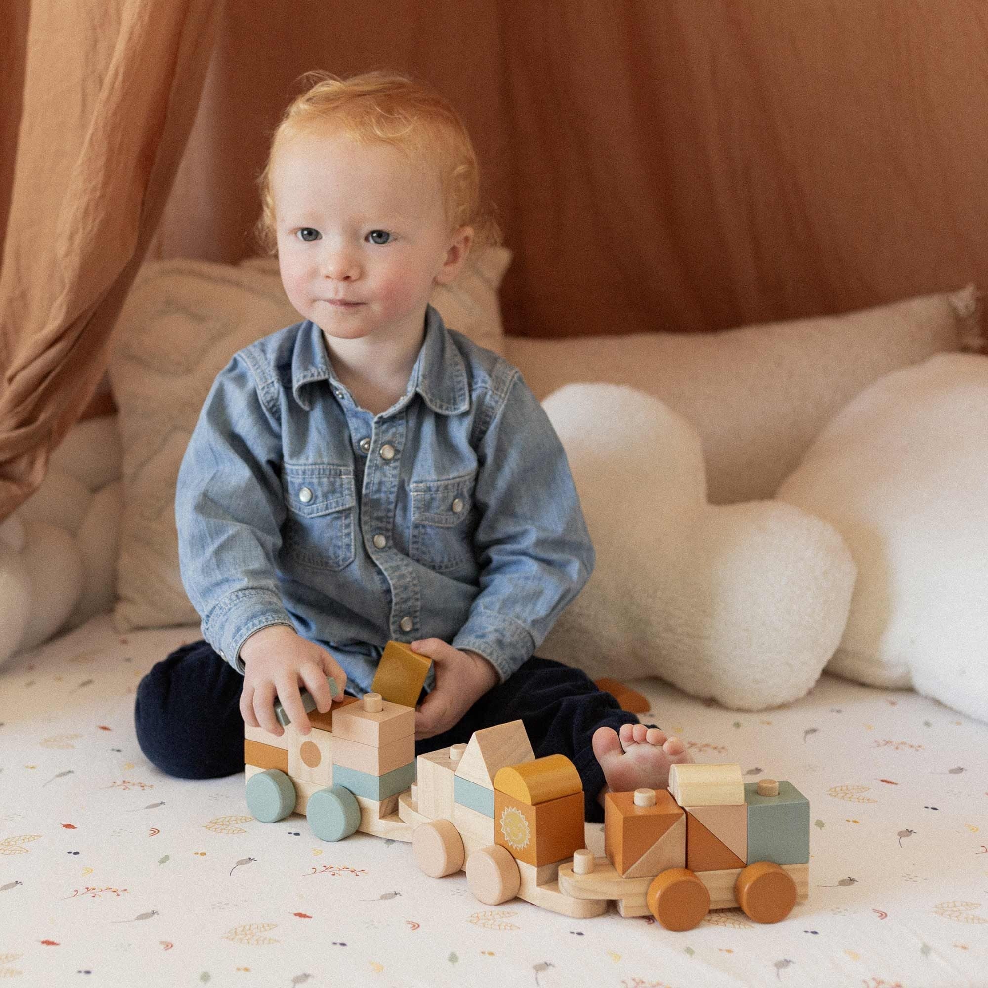 Wooden Block Train Set – babybuzzlb
